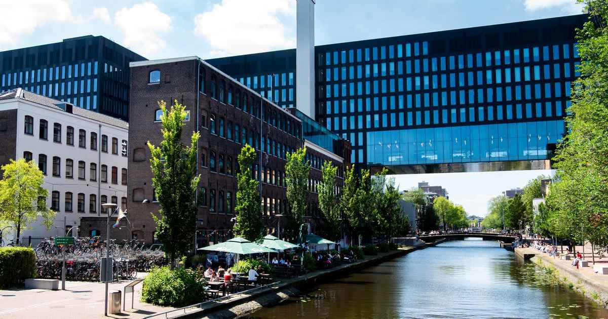 Studenten Placemaking werken aan verbetering Roeterseilandcampus ...